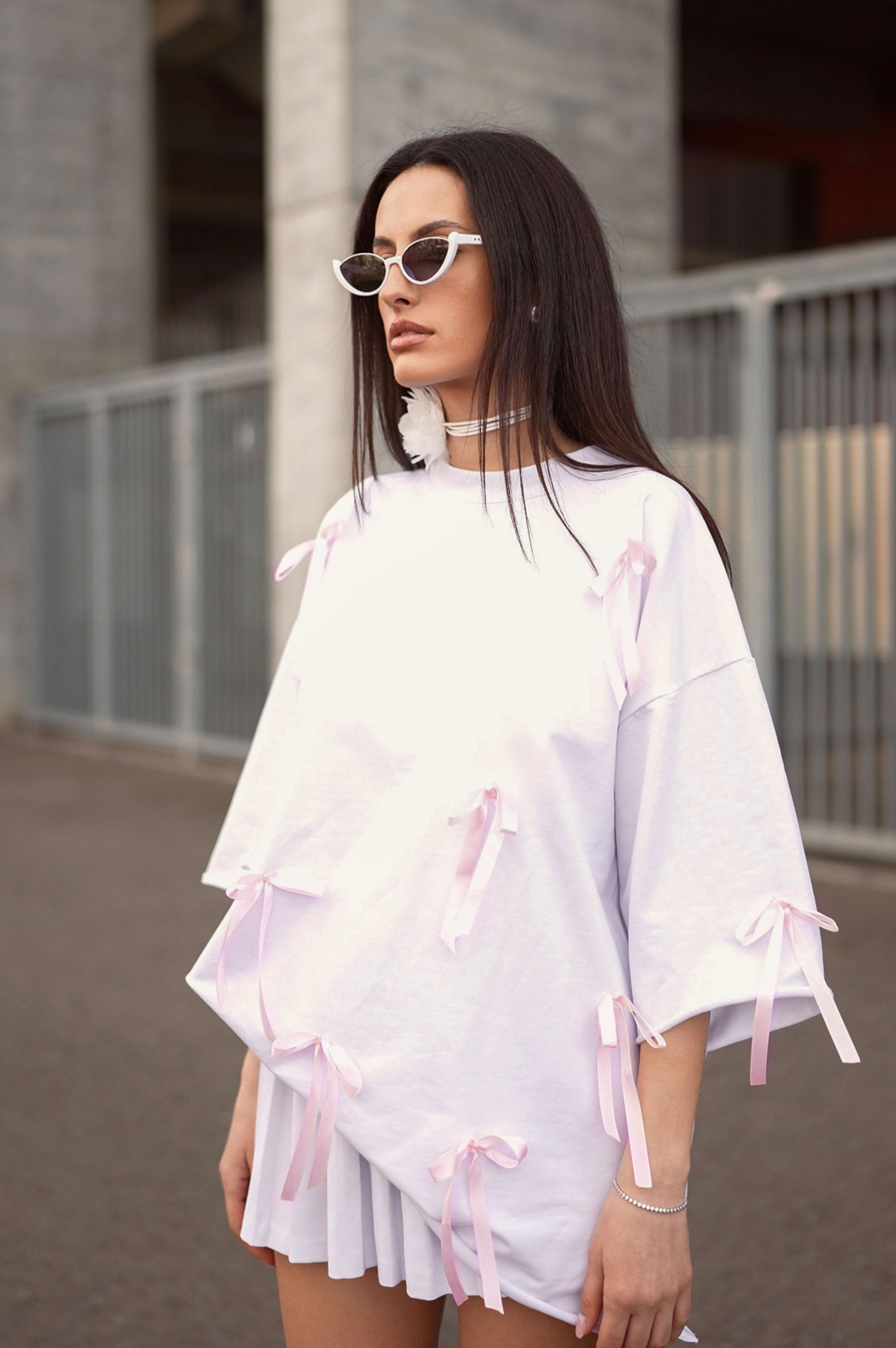 Oversized White Ribbon T-shirt – mysimplicated